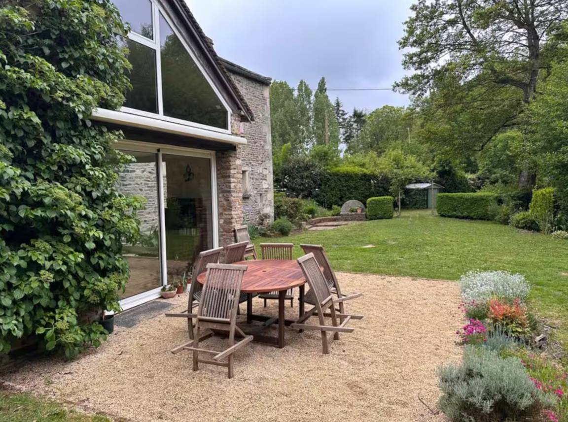150 M² Maison De Vacances ∙ 5 Chambres ∙ 10 Personnes - Caen