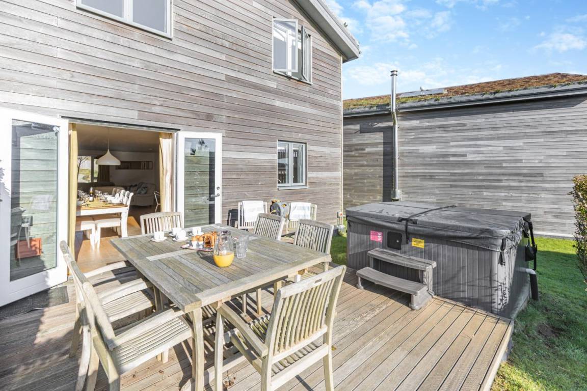 Lodge ∙ 4 Bedrooms ∙ 8 Guests - Carbis Bay