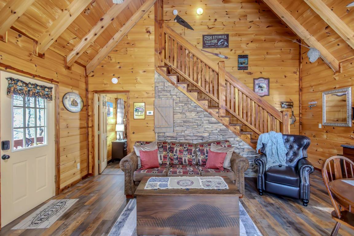 Apartment ∙ 1 Bedroom ∙ 2 Guests - Townsend, TN