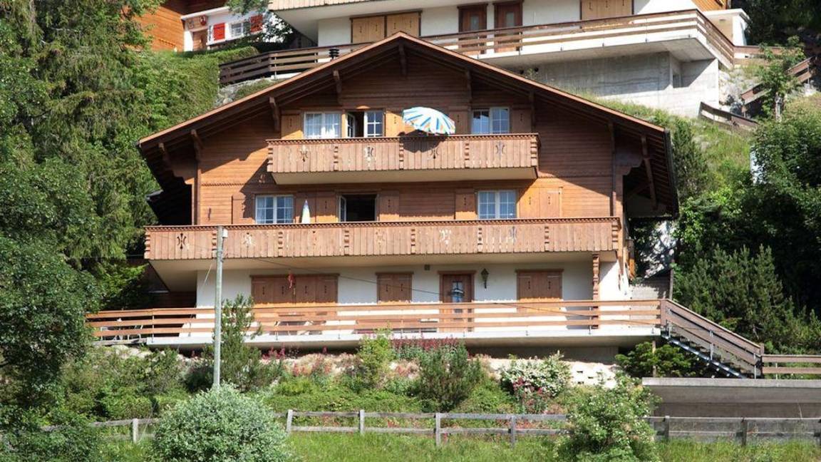 80 M² Ferienwohnung ∙ 2 Schlafzimmer ∙ 4 Gäste - Frutigen