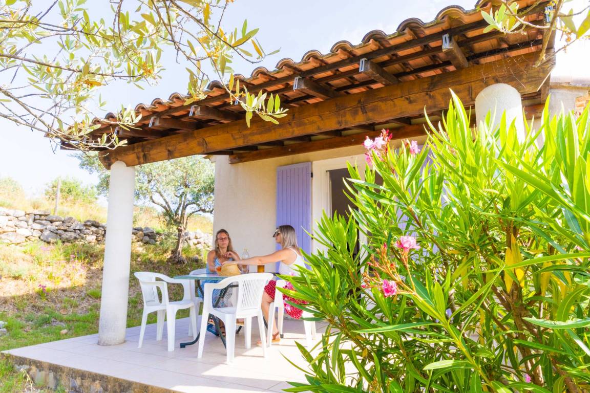 35 M² Huis ∙ 1 Slaapkamer ∙ 2 Gasten - Barjac