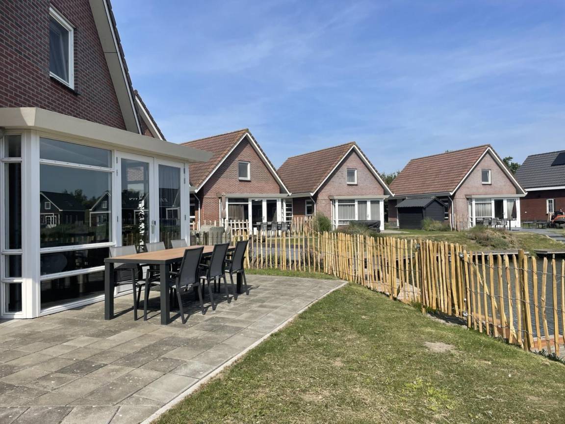 Bungalow ∙ 3 Bedrooms ∙ 5 Guests - Medemblik