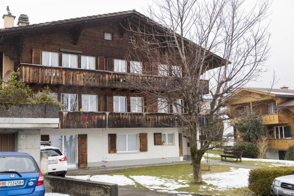 80 M² Ferienwohnung ∙ 3 Schlafzimmer ∙ 7 Gäste - Frutigen