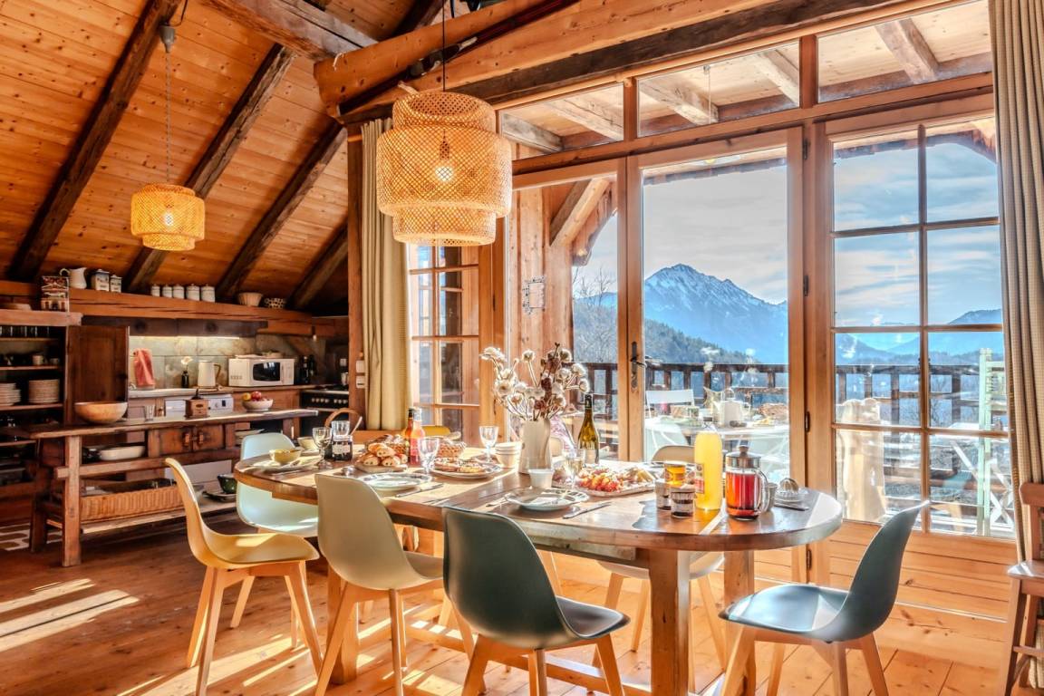 215 M² Chalet ∙ 6 Chambres ∙ 13 Personnes - Talloires-Montmin