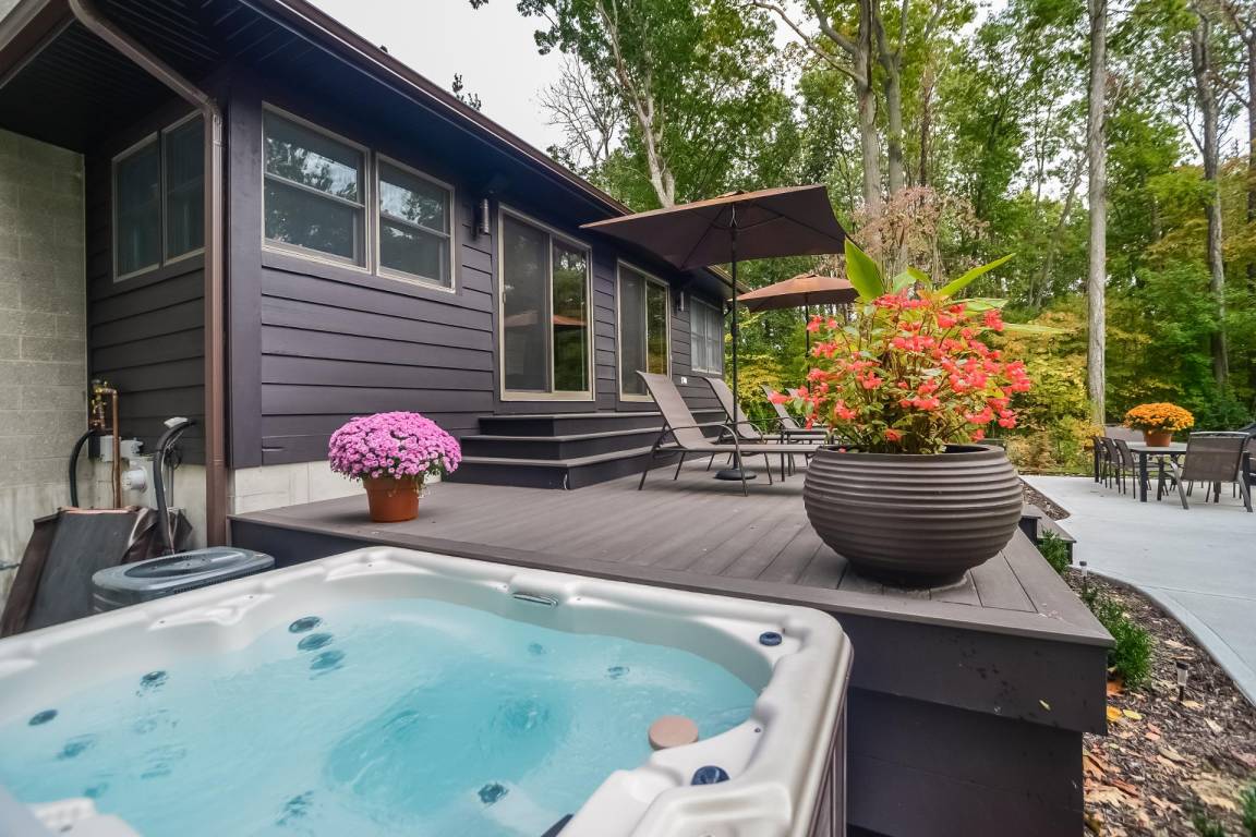 306 M² Villa ∙ 4 Bedrooms ∙ 12 Guests - Holland, MI