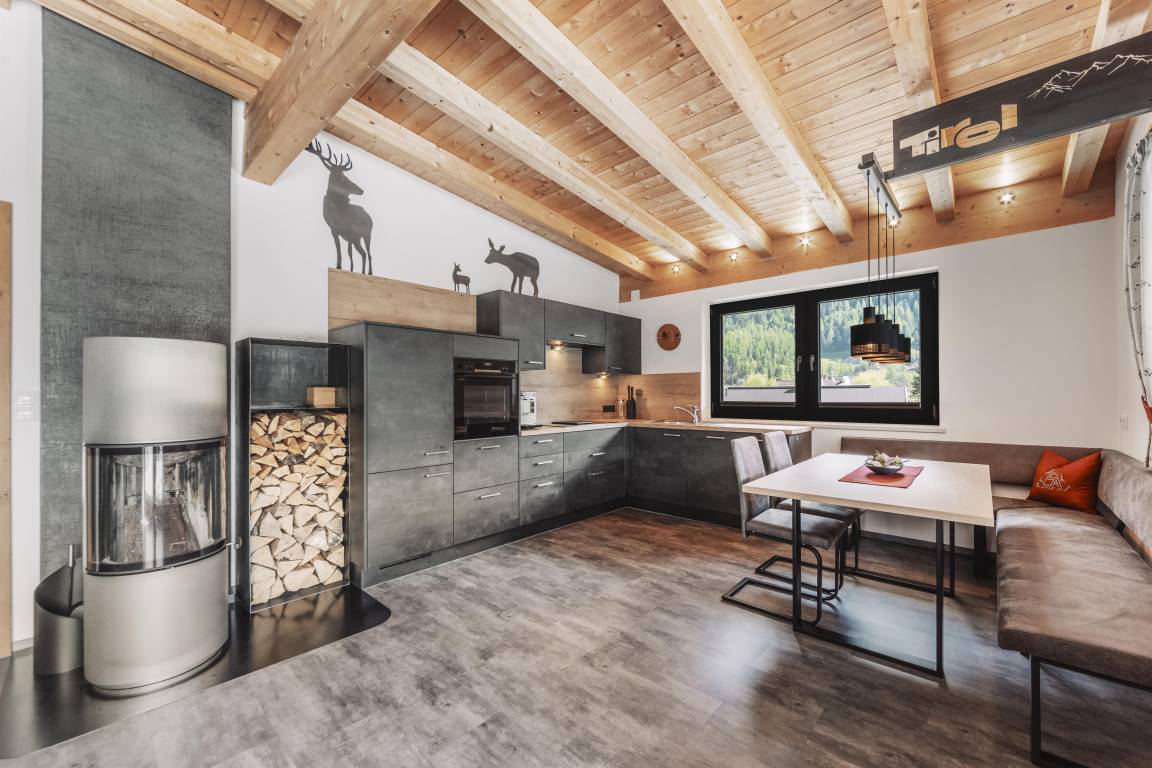 90 M² Ferienwohnung ∙ 1 Schlafzimmer ∙ 4 Gäste - Niederthai