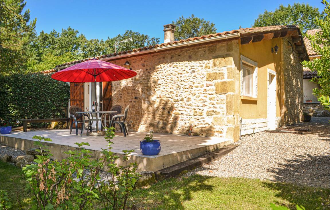 58 M² House ∙ 1 Bedroom ∙ 4 Guests - Monpazier