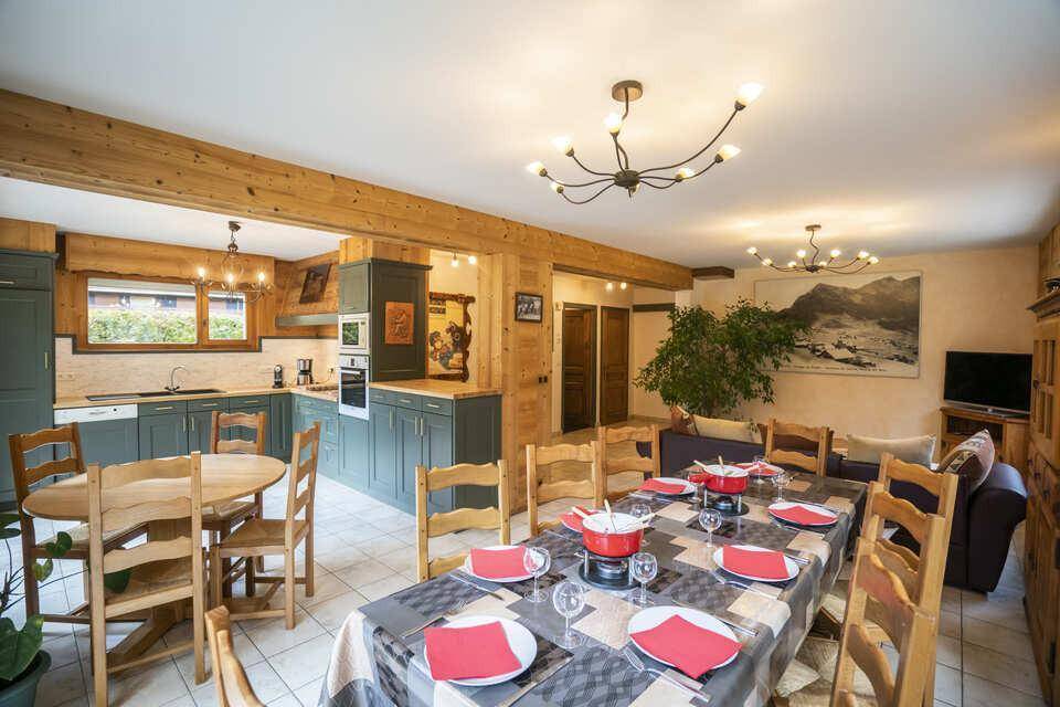 136 M² Chalet ∙ 4 Bedrooms ∙ 9 Guests - Avoriaz