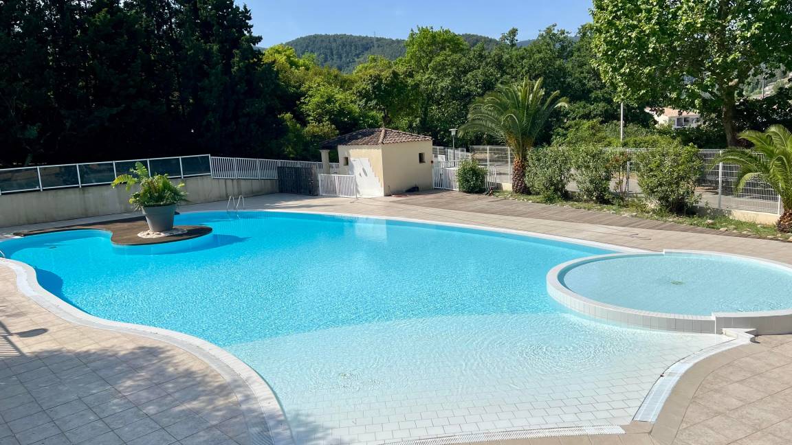 40 M² Maison De Vacances ∙ 2 Chambres ∙ 5 Personnes - La Seyne-sur-Mer