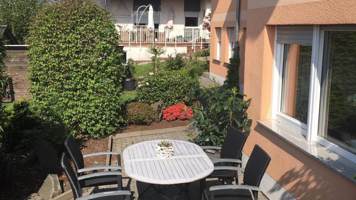 60 M² Huoneisto ∙ 1 Makuuhuone ∙ 2 Vierasta - Hachenburg