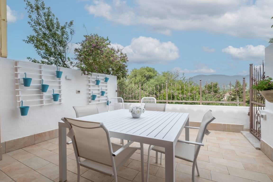 58 M² Ferienwohnung ∙ 2 Schlafzimmer ∙ 4 Gäste - Villasimius