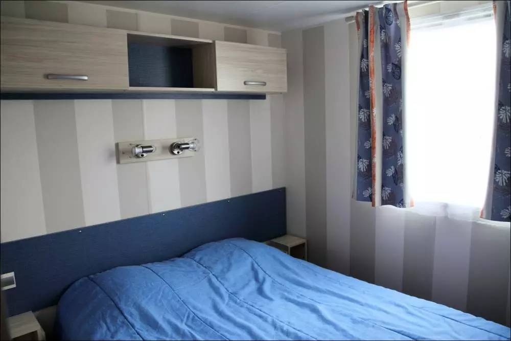 32 M² Caravan ∙ 3 Bedrooms ∙ 7 Guests - Apremont