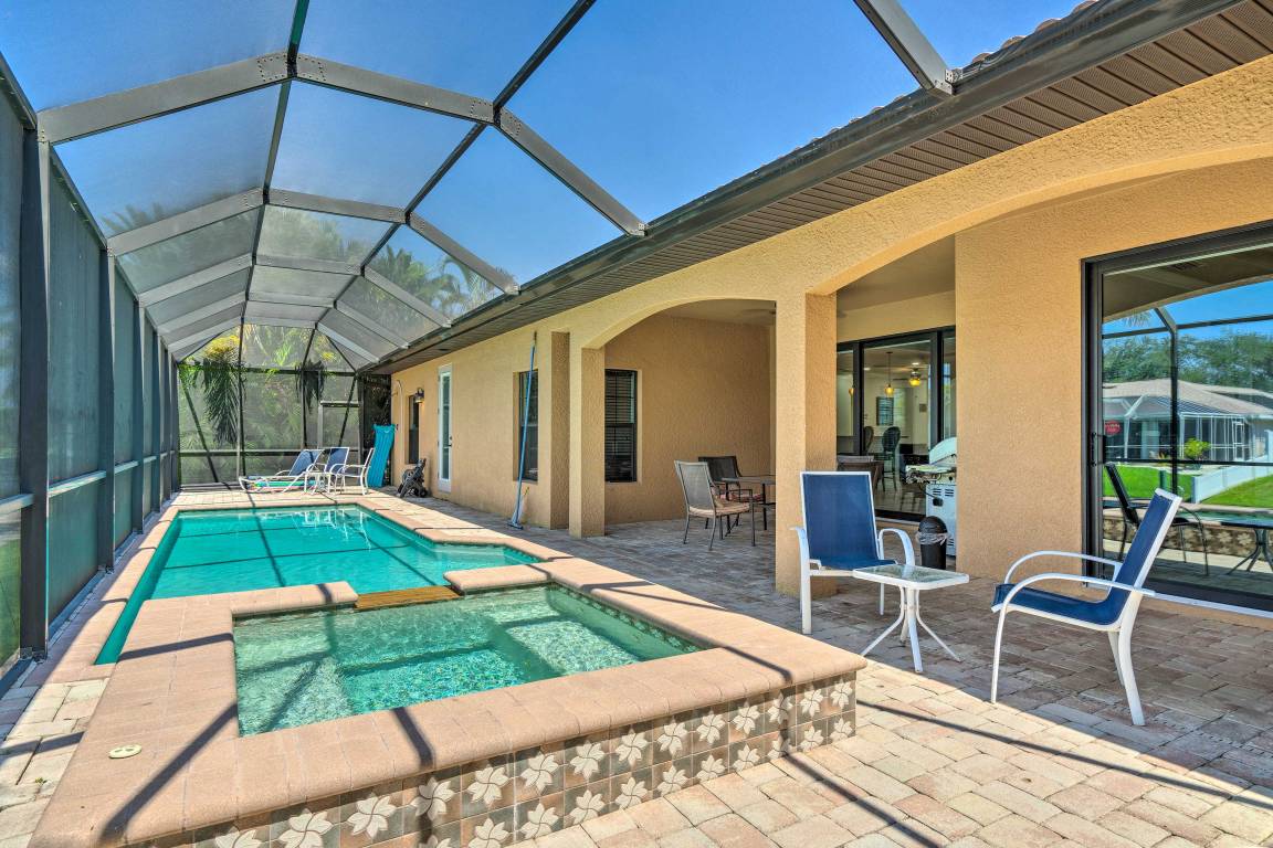 218 M² Ferienhaus ∙ 4 Schlafzimmer ∙ 8 Gäste - Cape Coral, FL