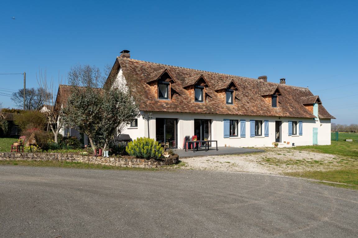 85 M² Maison De Vacances ∙ 3 Chambres ∙ 8 Personnes - Le Mans