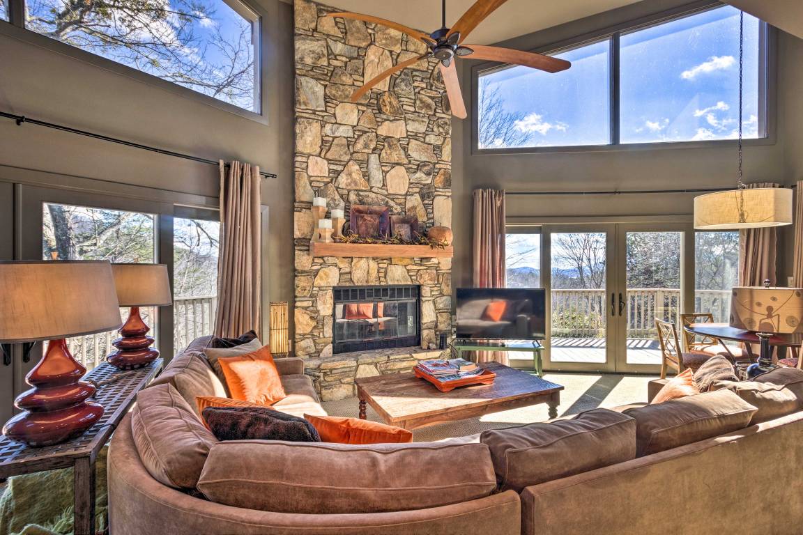 220 M² House ∙ 3 Bedrooms ∙ 8 Guests - Lake Lure, NC