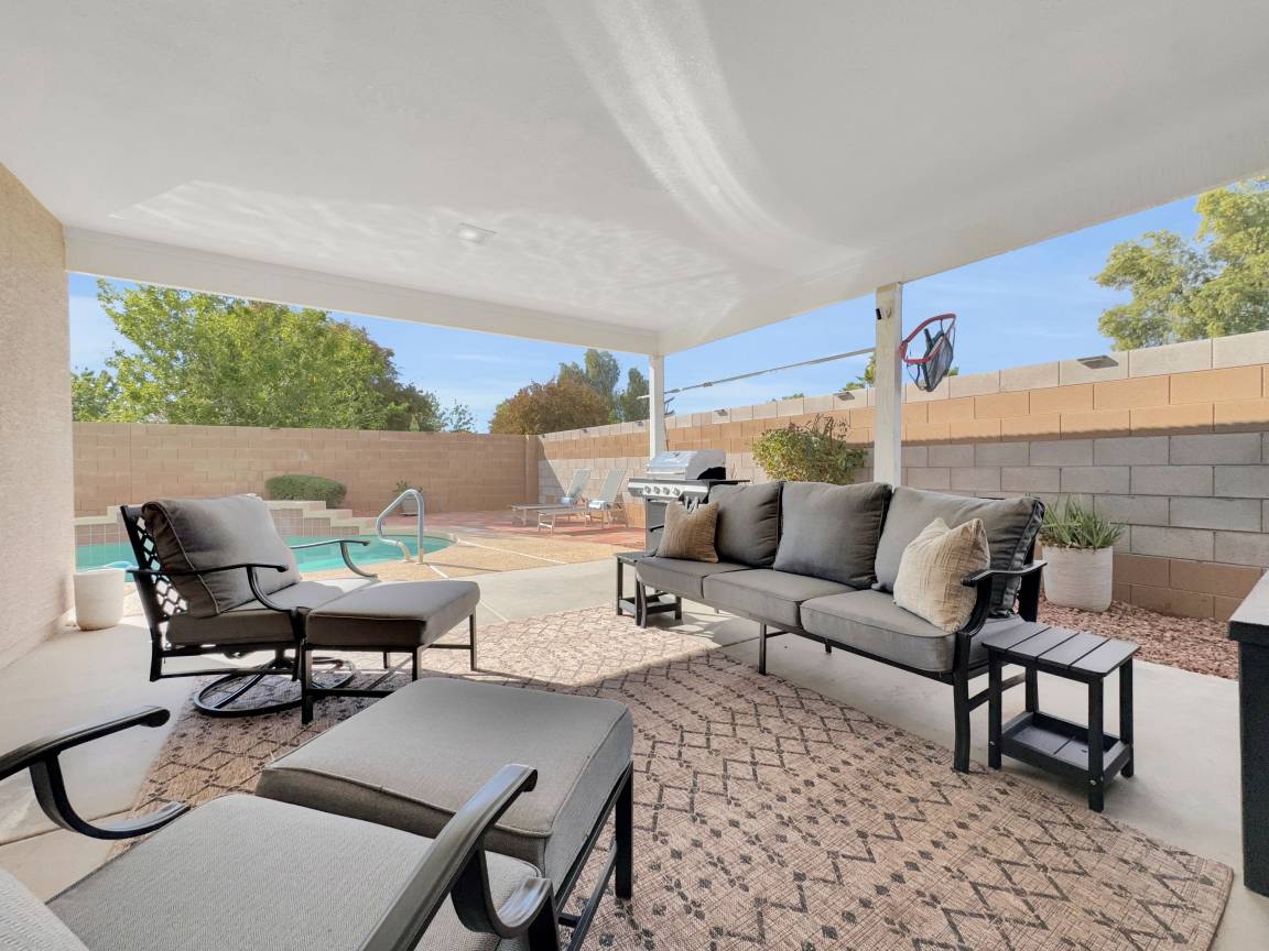 189 M² Talo ∙ 4 Makuuhuonetta ∙ 10 Vierasta - Glendale, AZ