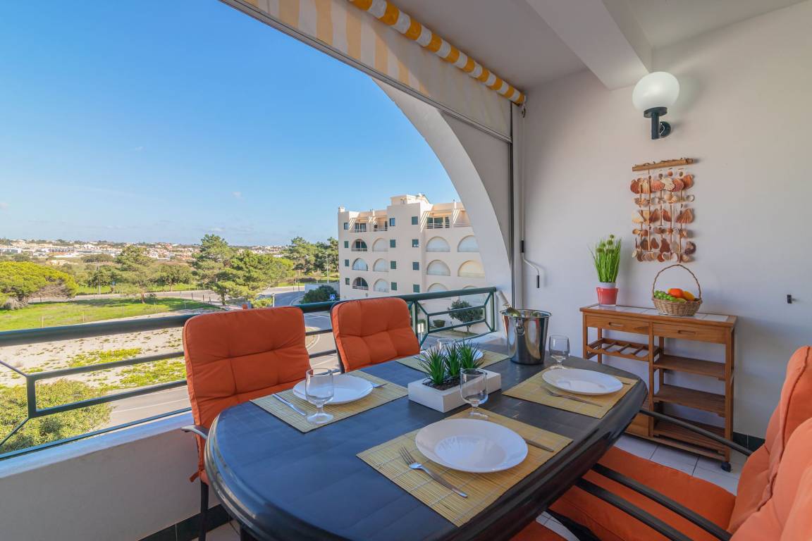62 M² Apartment ∙ 1 Bedroom ∙ 4 Guests - Guia