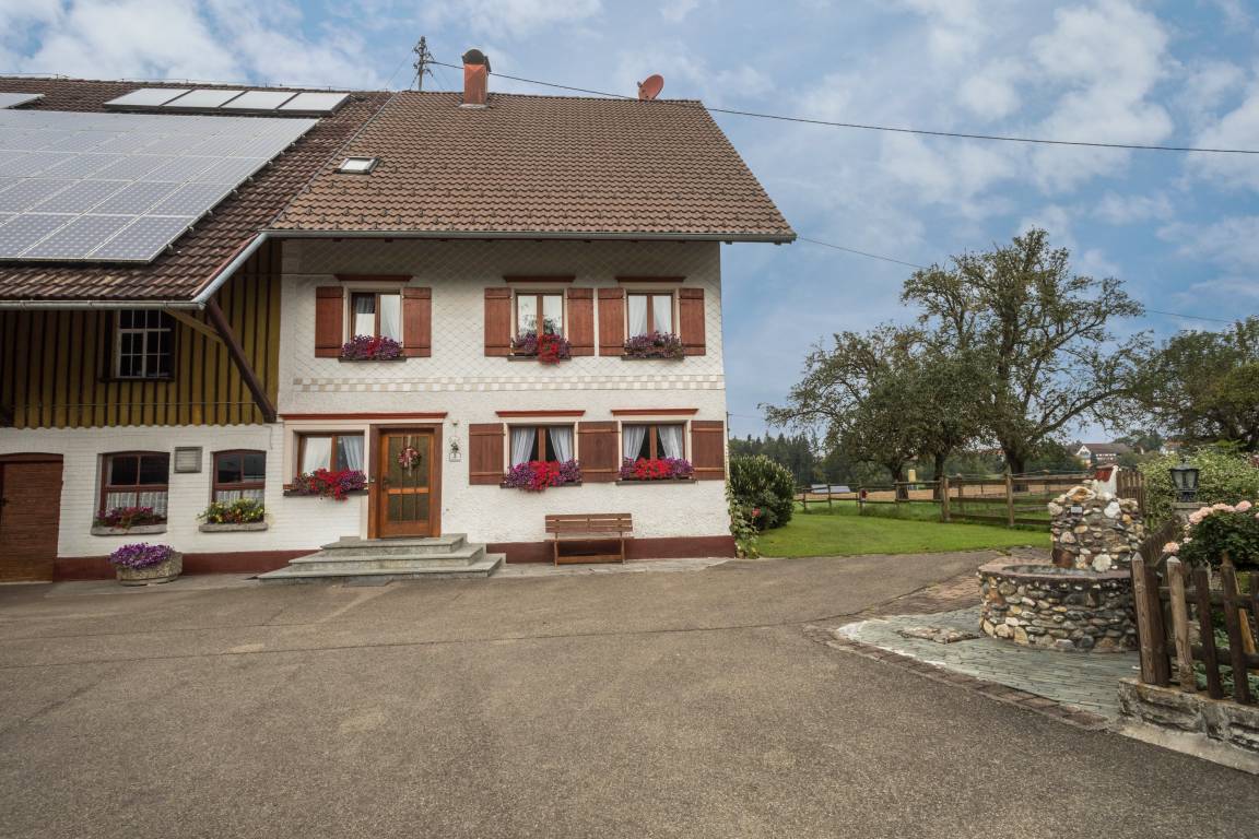 70 M² Ferienwohnung ∙ 2 Schlafzimmer ∙ 4 Gäste - Wangen im Allgäu