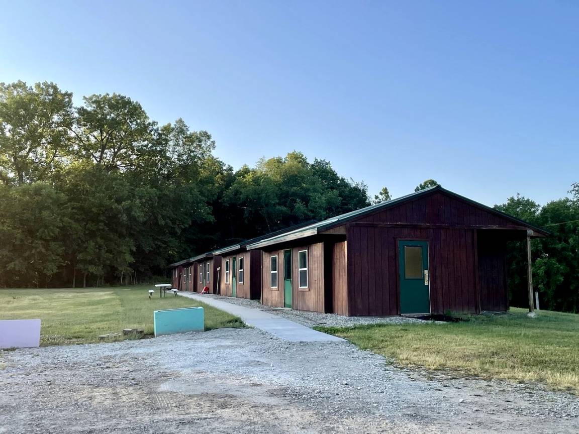 House ∙ 1 Bedroom ∙ 12 Guests - Iowa