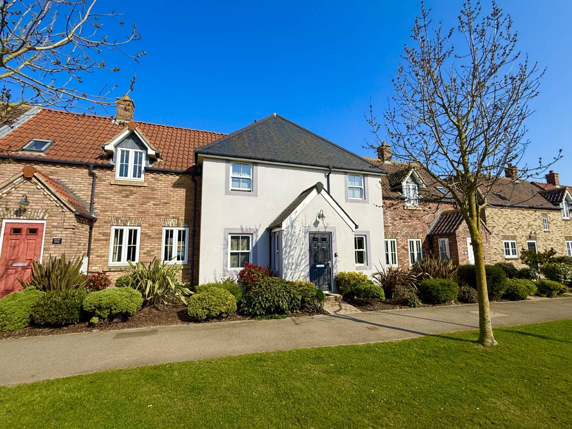 Cottage ∙ 4 Bedrooms ∙ 8 Guests - Filey