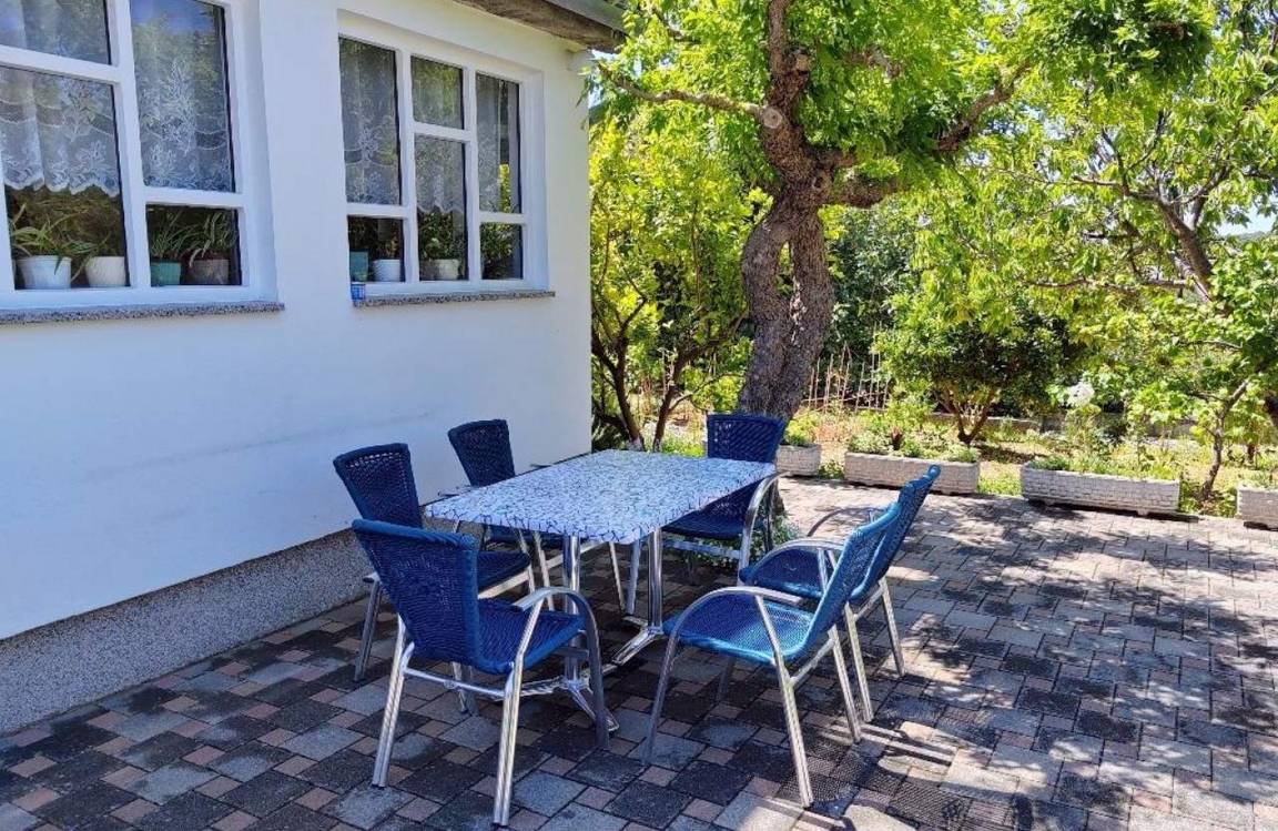 83 M² Apartamento ∙ 3 Habitaciones ∙ 7 Huéspedes - Rab