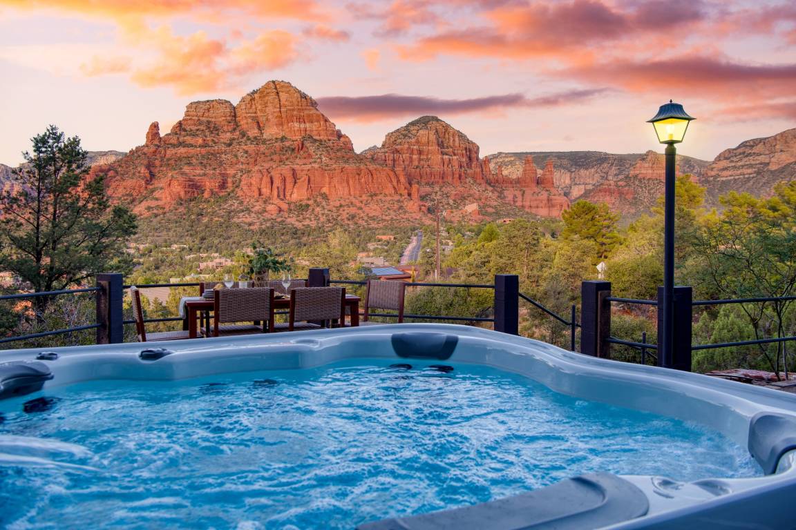 203 M² Talo ∙ 3 Makuuhuonetta ∙ 8 Vierasta - Sedona, AZ