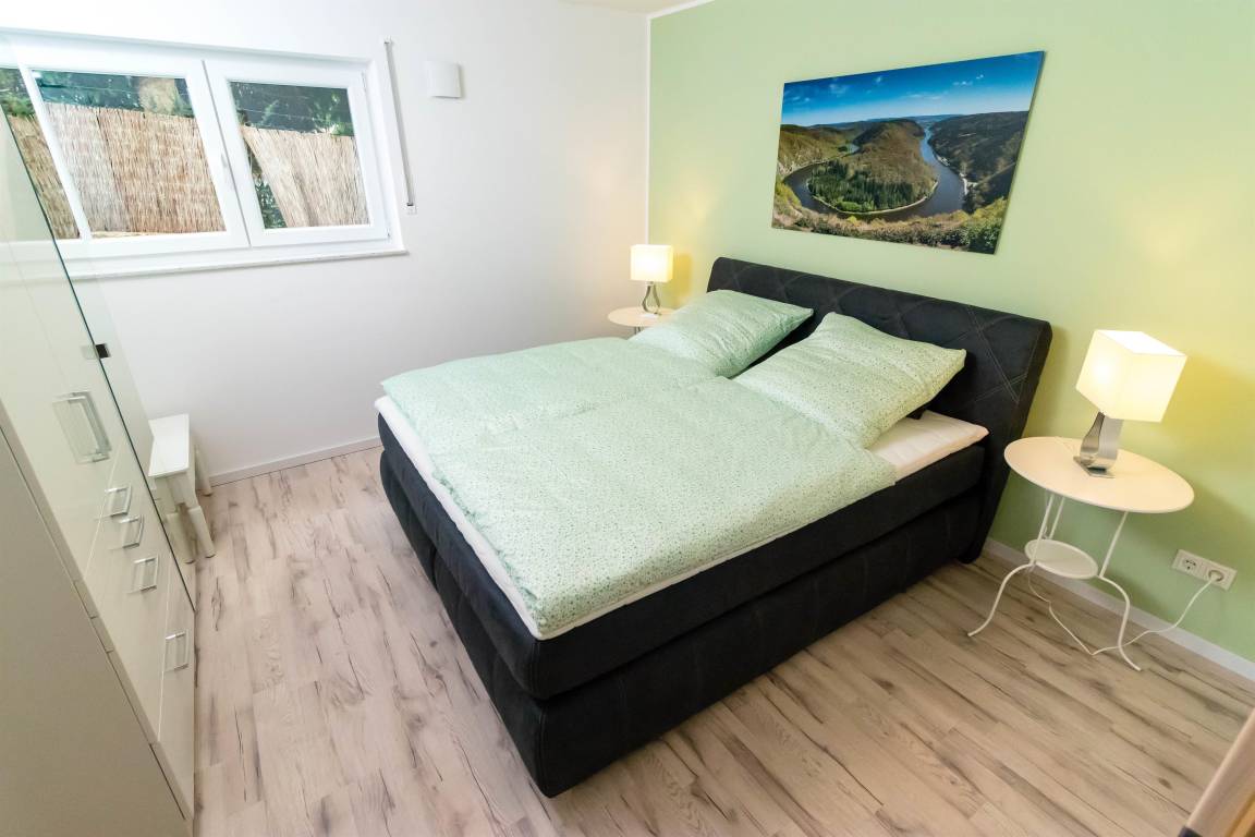 80 M² Ferienwohnung ∙ 2 Schlafzimmer ∙ 4 Gäste - Saarburg