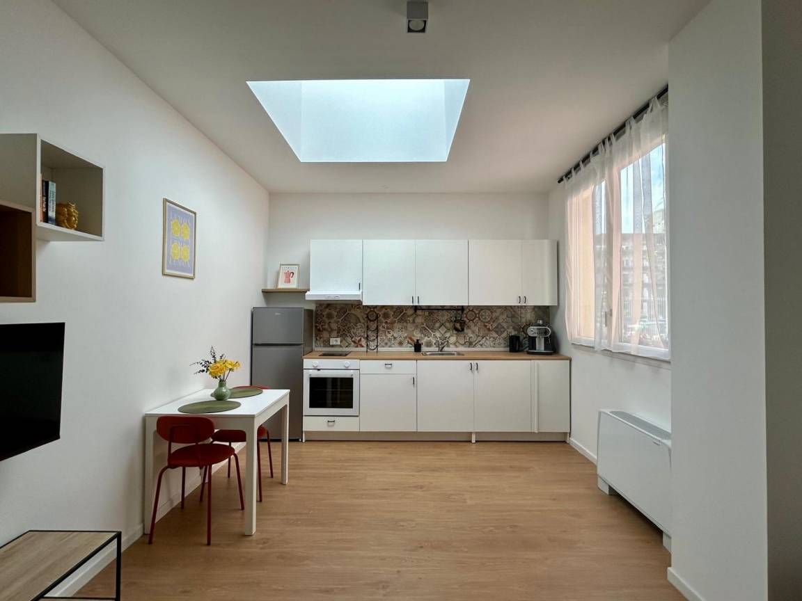 65 M² Ferienwohnung ∙ 1 Schlafzimmer ∙ 2 Gäste - Mailand