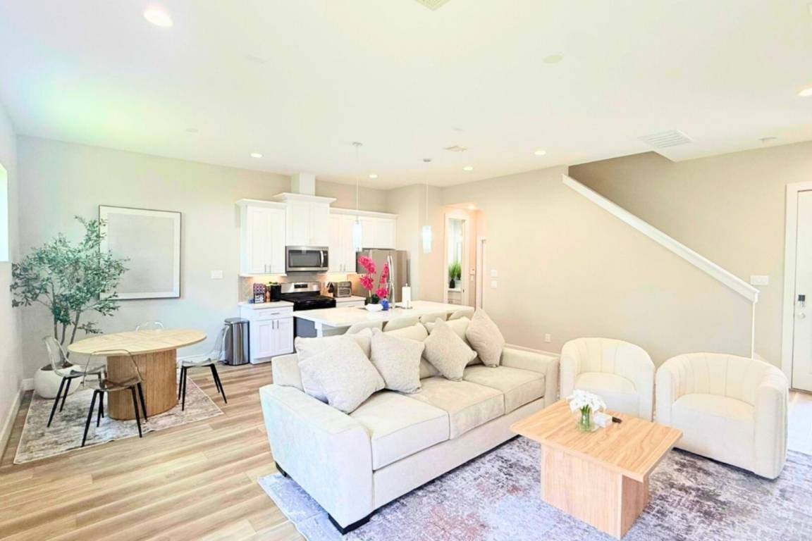 118 M² House ∙ 3 Bedrooms ∙ 6 Guests - Houston, TX