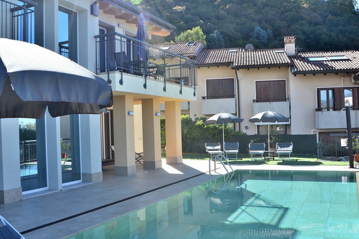 85 M² Ferienwohnung ∙ 2 Schlafzimmer ∙ 4 Gäste - Torri del Benaco