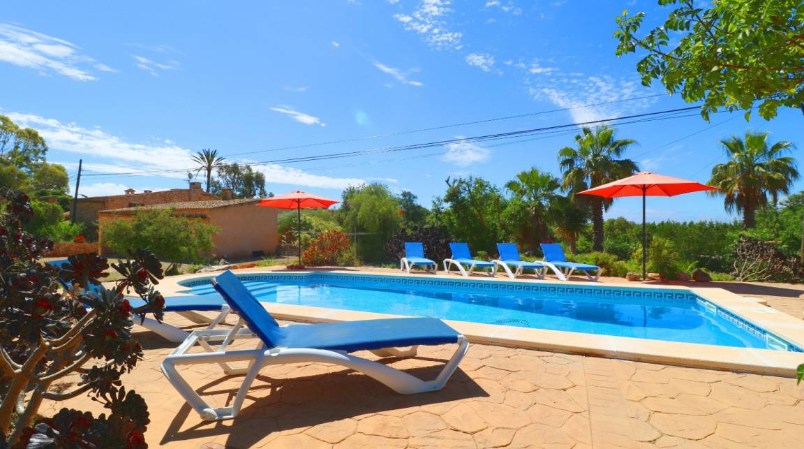 200 M² Finca ∙ 3 Schlafzimmer ∙ 6 Gäste - Cala Llombards