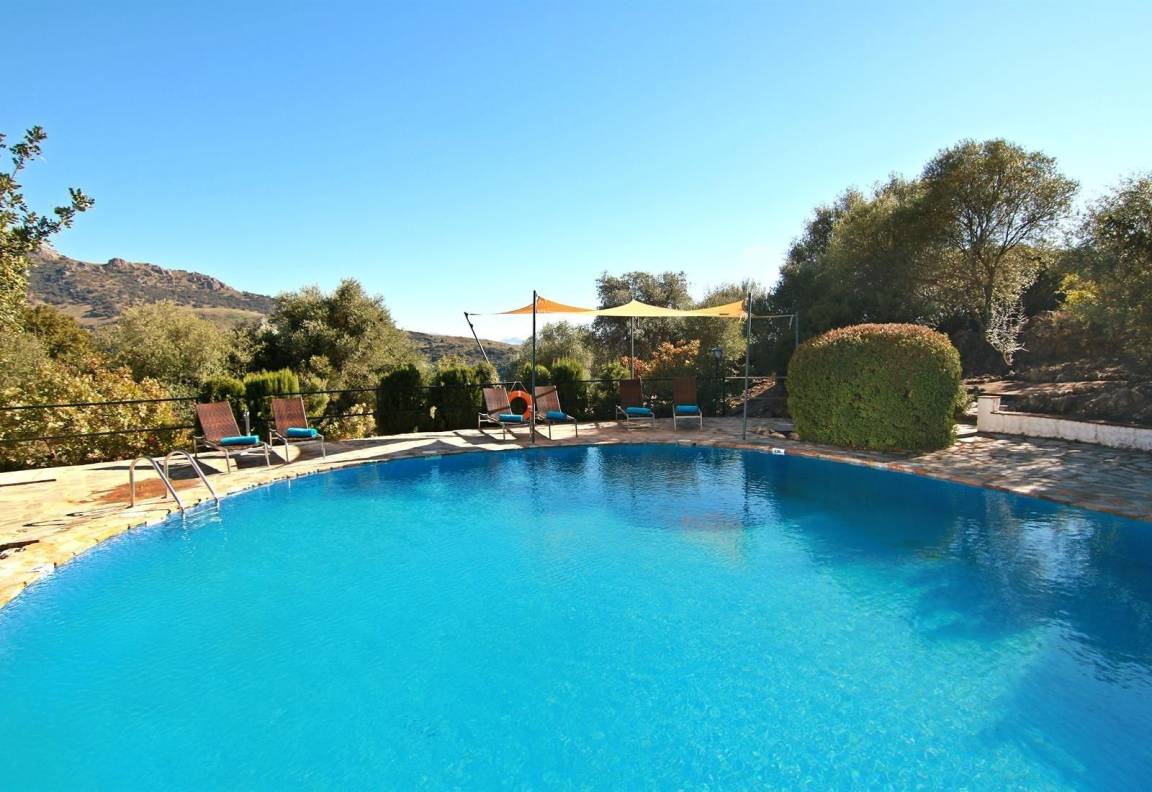 350 M² Villa ∙ 5 Habitaciones ∙ 10 Huéspedes - Grazalema