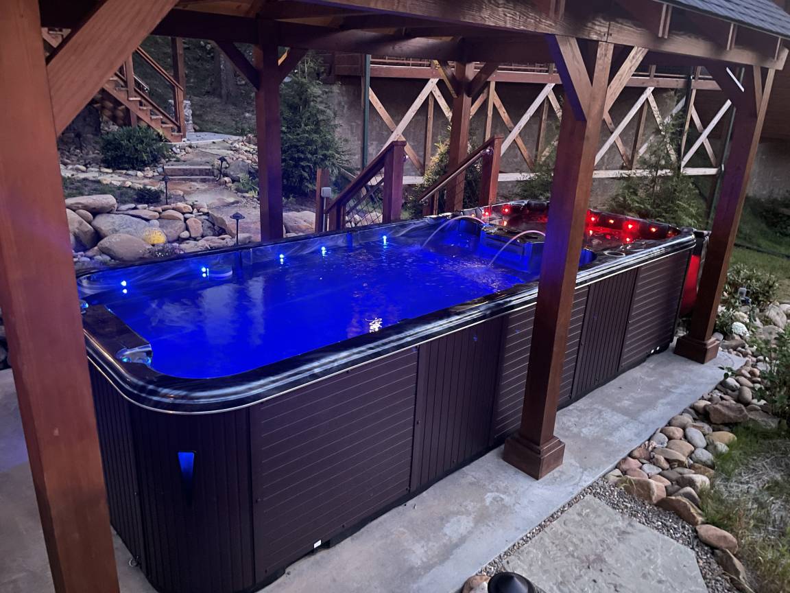 316 M² House ∙ 5 Bedrooms ∙ 16 Guests - Gatlinburg, TN