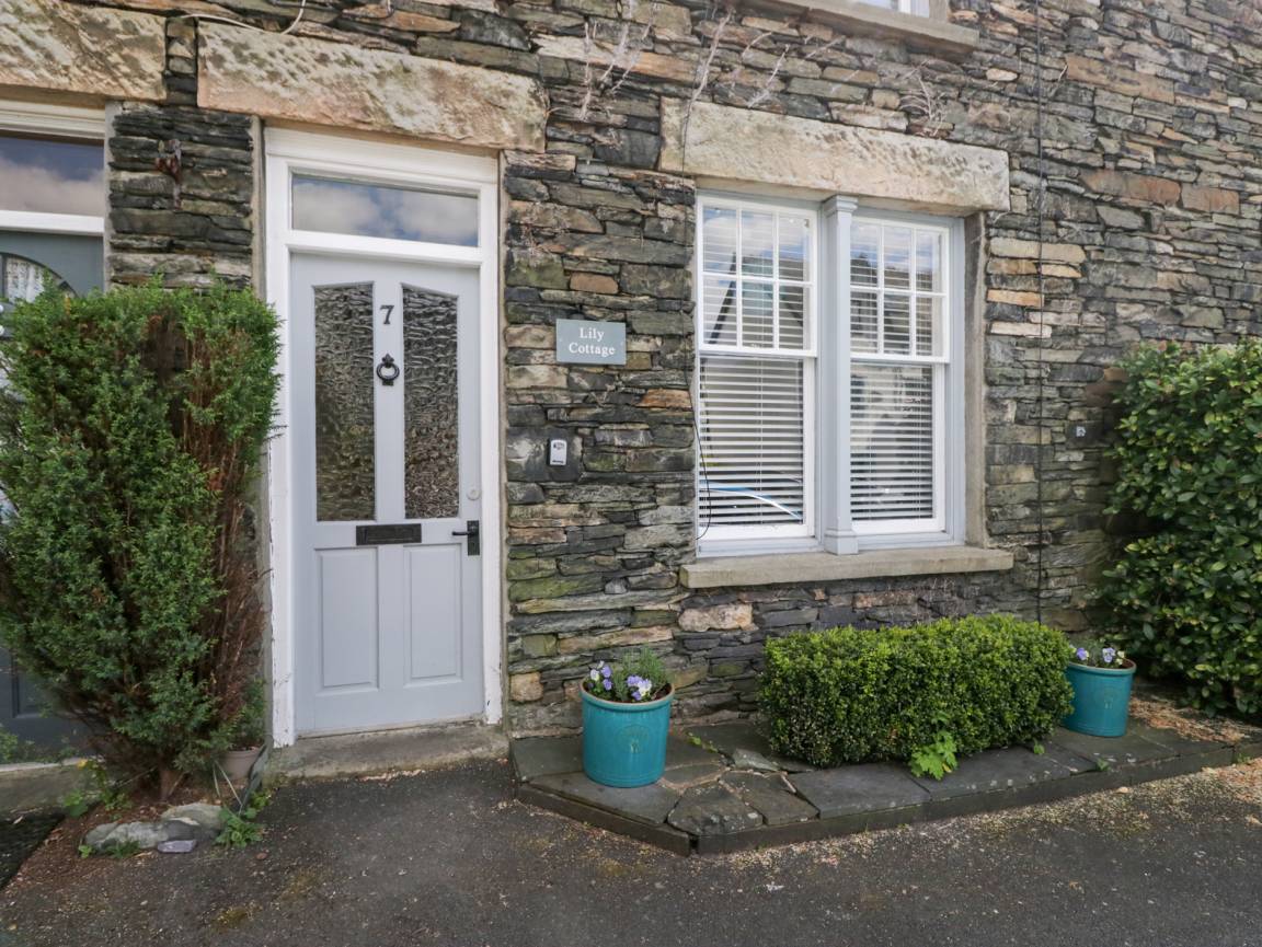 Cottage ∙ 3 Bedrooms ∙ 6 Guests - Bowness-on-Windermere