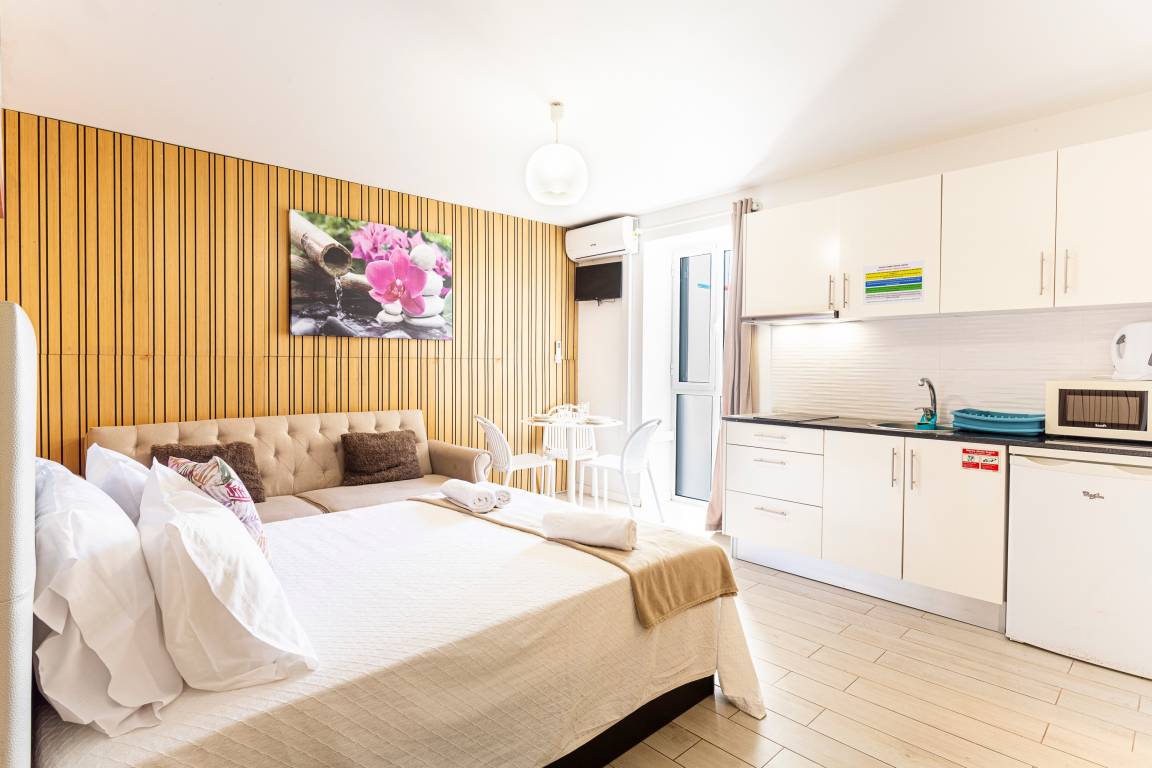30 M² Appartement ∙ 1 Slaapkamer ∙ 3 Gasten - Madeira