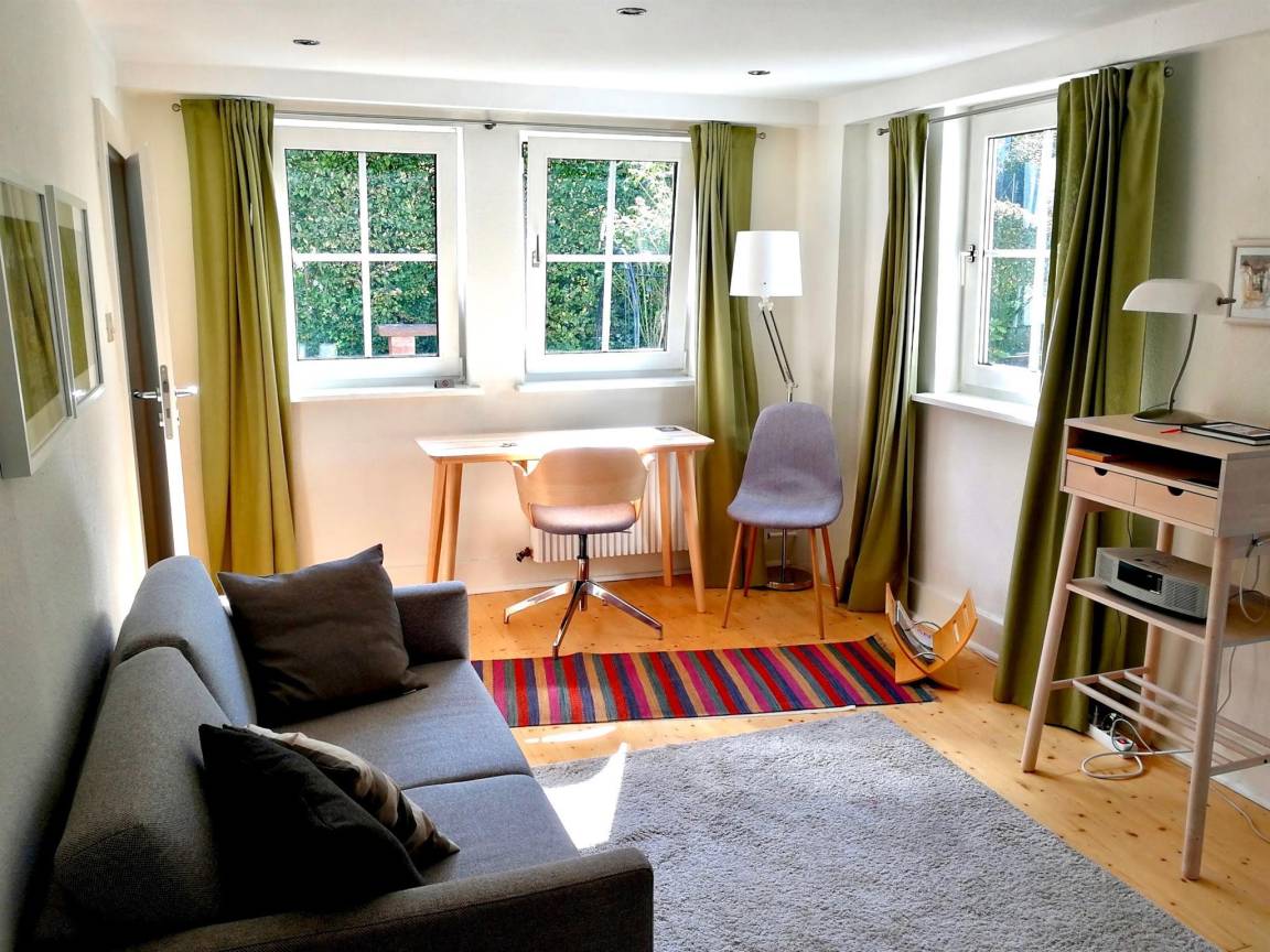 120 M² Ferienhaus ∙ 2 Schlafzimmer ∙ 5 Gäste - Marburg