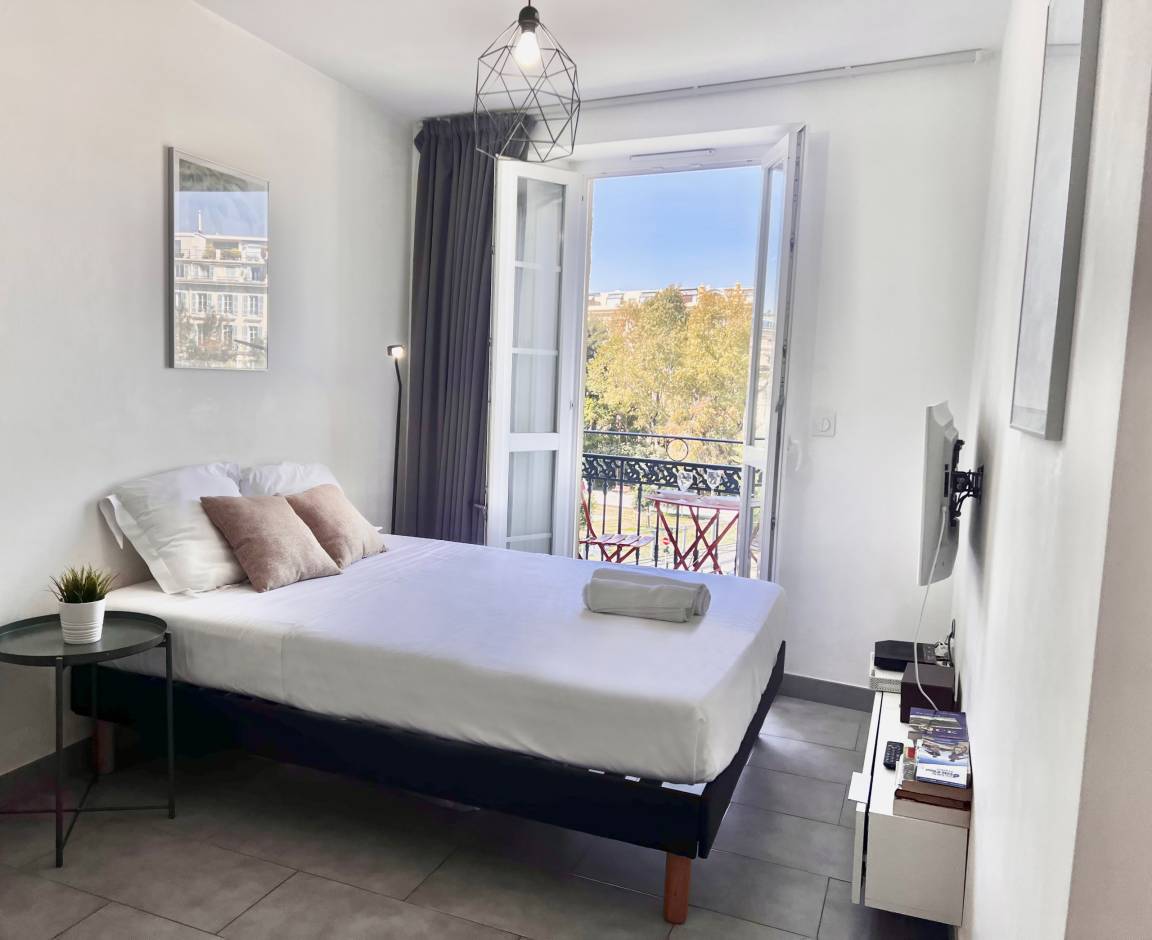 20 M² Studio ∙ 2 Personnes - Castel Plage - Nice