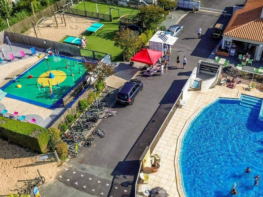 30 M² Mobil-home ∙ 2 Chambres ∙ 5 Personnes - Saint-Jean-de-Monts