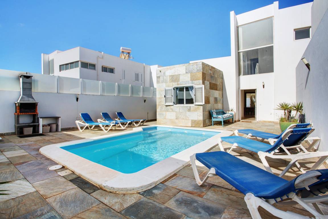 200 M² Casa ∙ 3 Habitaciones ∙ 6 Huéspedes - Costa Teguise