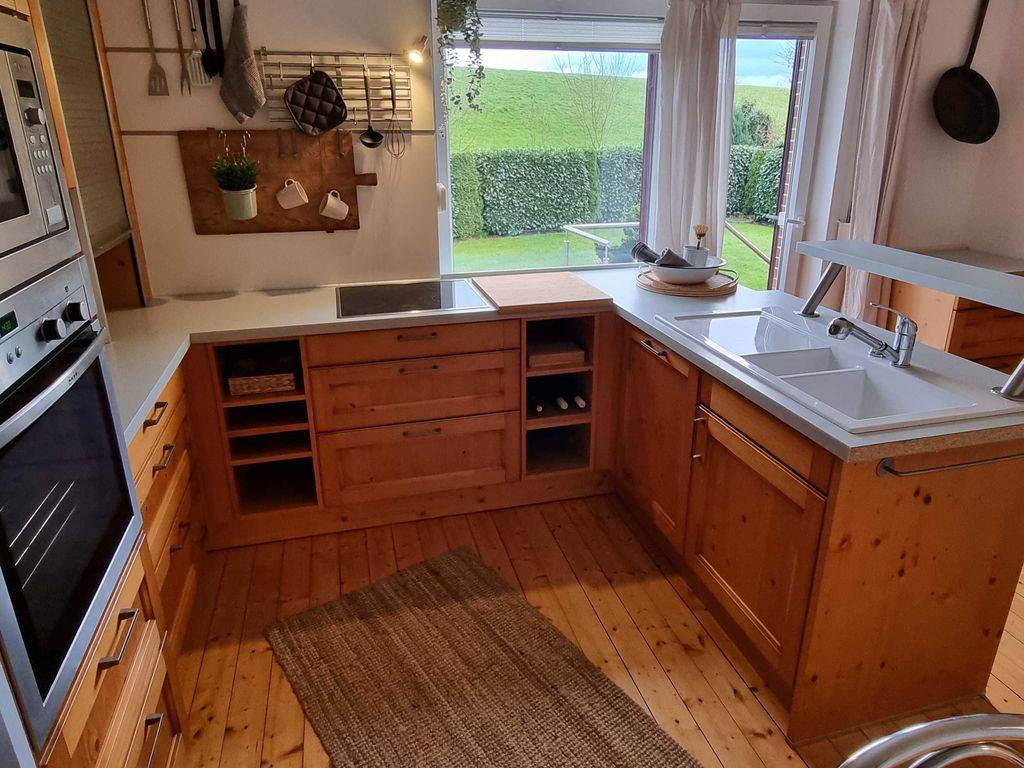 68 M² Ferienwohnung ∙ 1 Schlafzimmer ∙ 4 Gäste - Stade