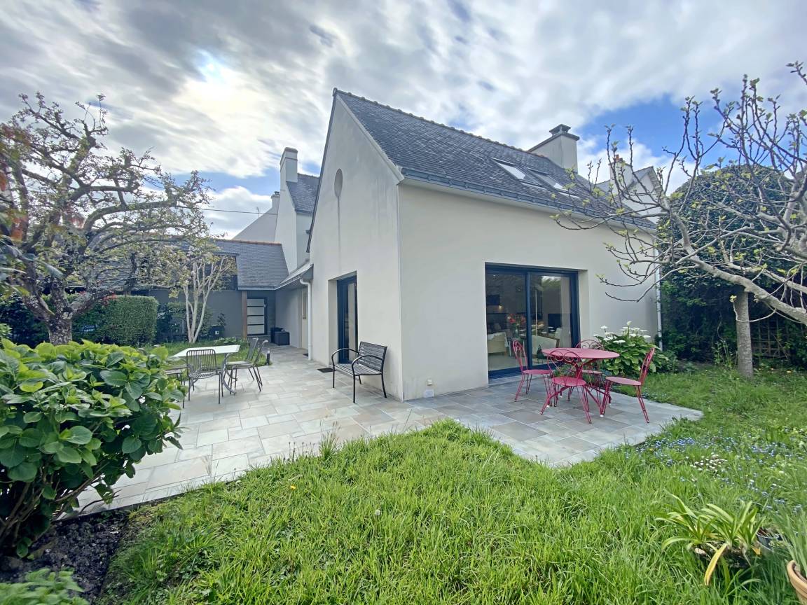 152 M² Maison De Vacances ∙ 4 Chambres ∙ 10 Personnes - Riantec
