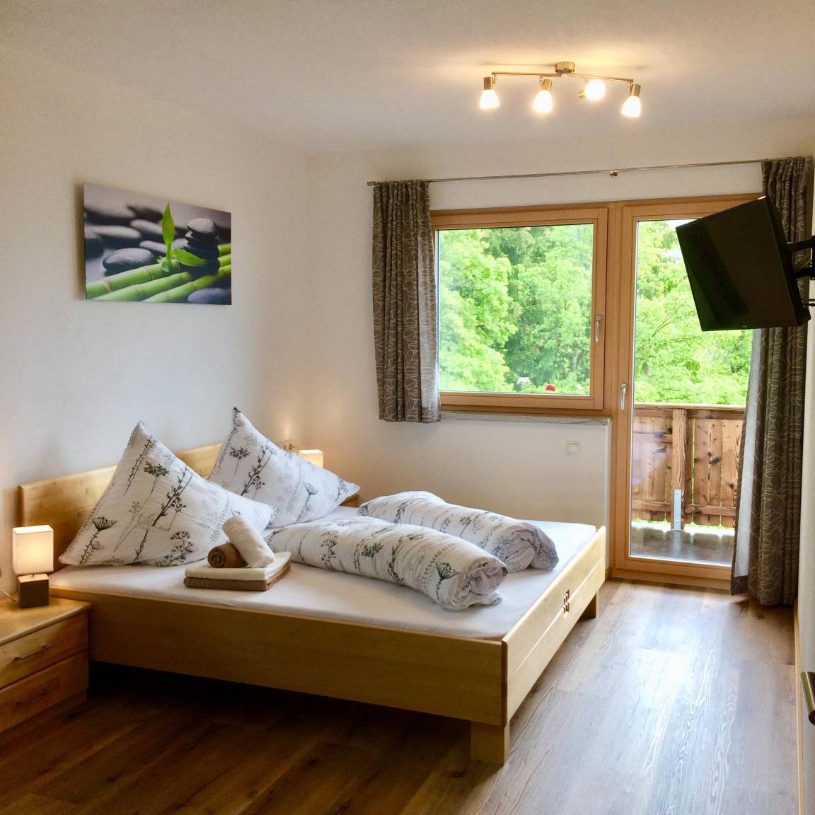 75 M² Ferienwohnung ∙ 2 Schlafzimmer ∙ 6 Gäste - Kaltenbach