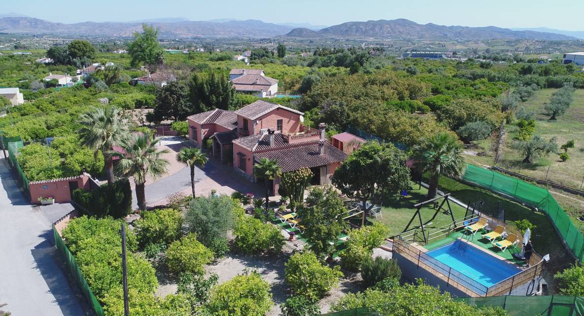 200 M² Villa ∙ 4 Bedrooms ∙ 10 Guests - Coín