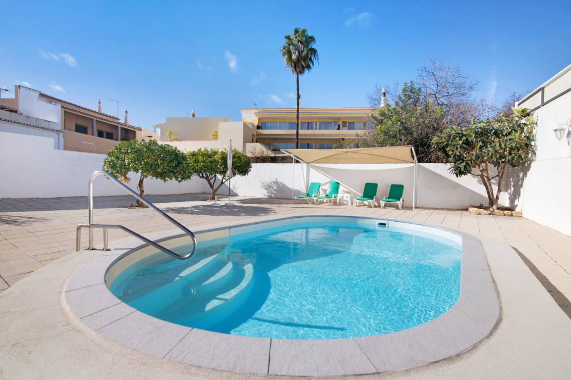 100 M² Maison De Vacances ∙ 2 Chambres ∙ 4 Personnes - Quarteira