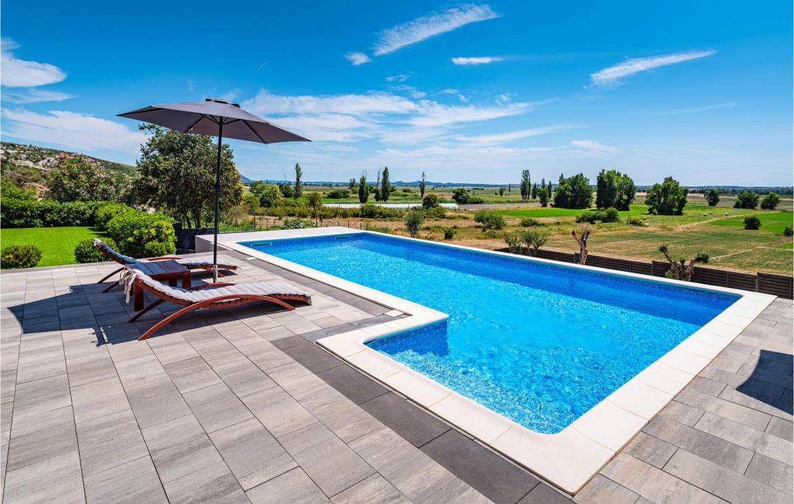 128 M² Ferienhaus ∙ 4 Schlafzimmer ∙ 8 Gäste - Biograd na Moru