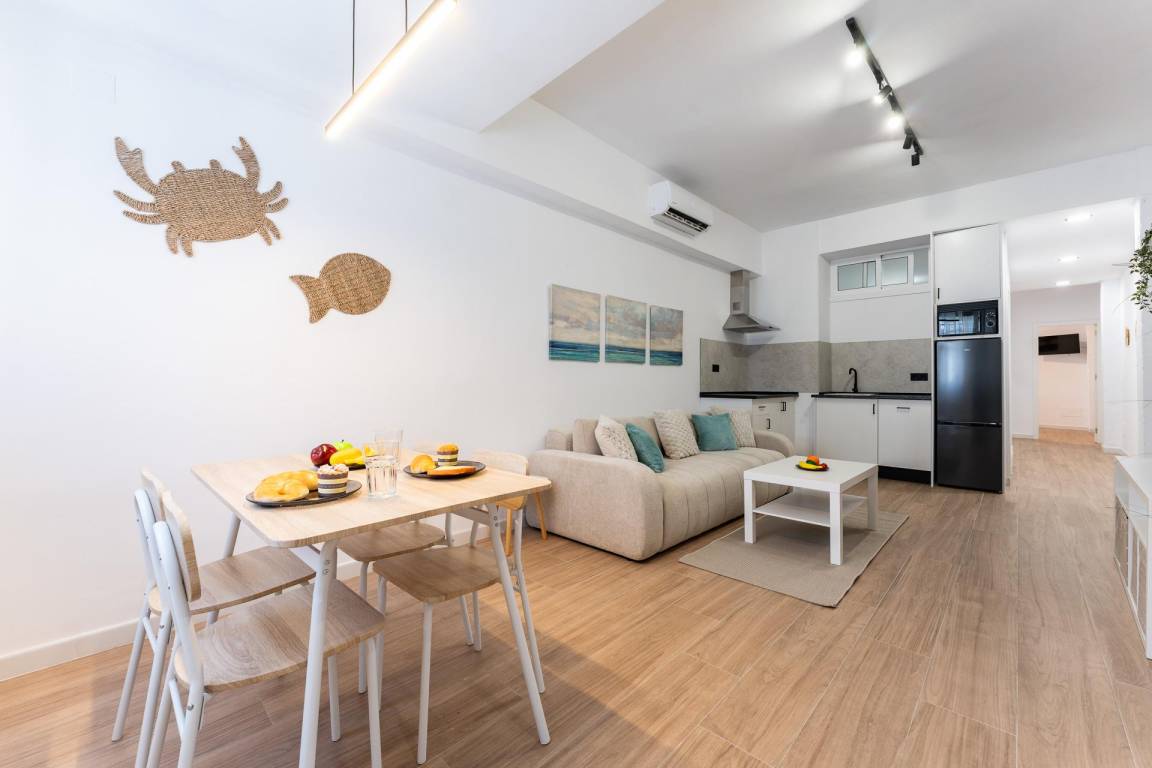 70 M² Huoneisto ∙ 2 Makuuhuonetta ∙ 4 Vierasta - Mijas