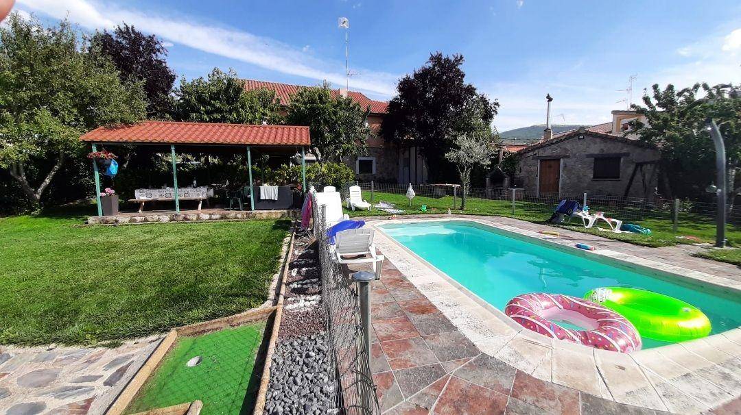 800 M² Casa ∙ 9 Habitaciones ∙ 16 Huéspedes - La Bastida