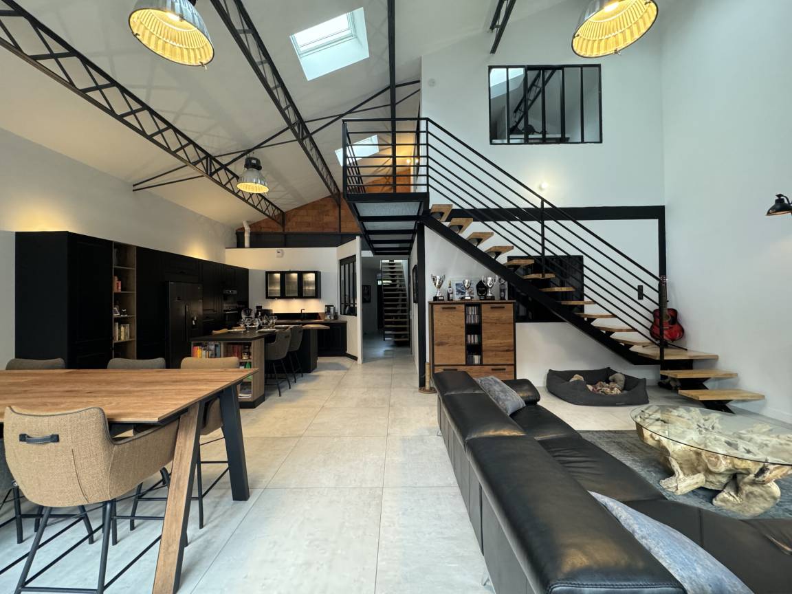 190 M² House ∙ 4 Bedrooms ∙ 10 Guests - Le Mans