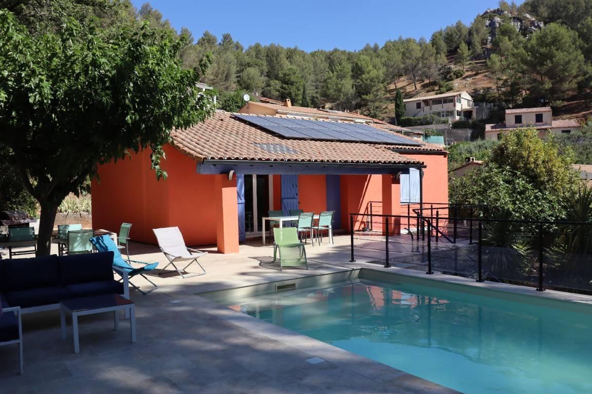 110 M² Maison De Vacances ∙ 3 Chambres ∙ 8 Personnes - Auriol