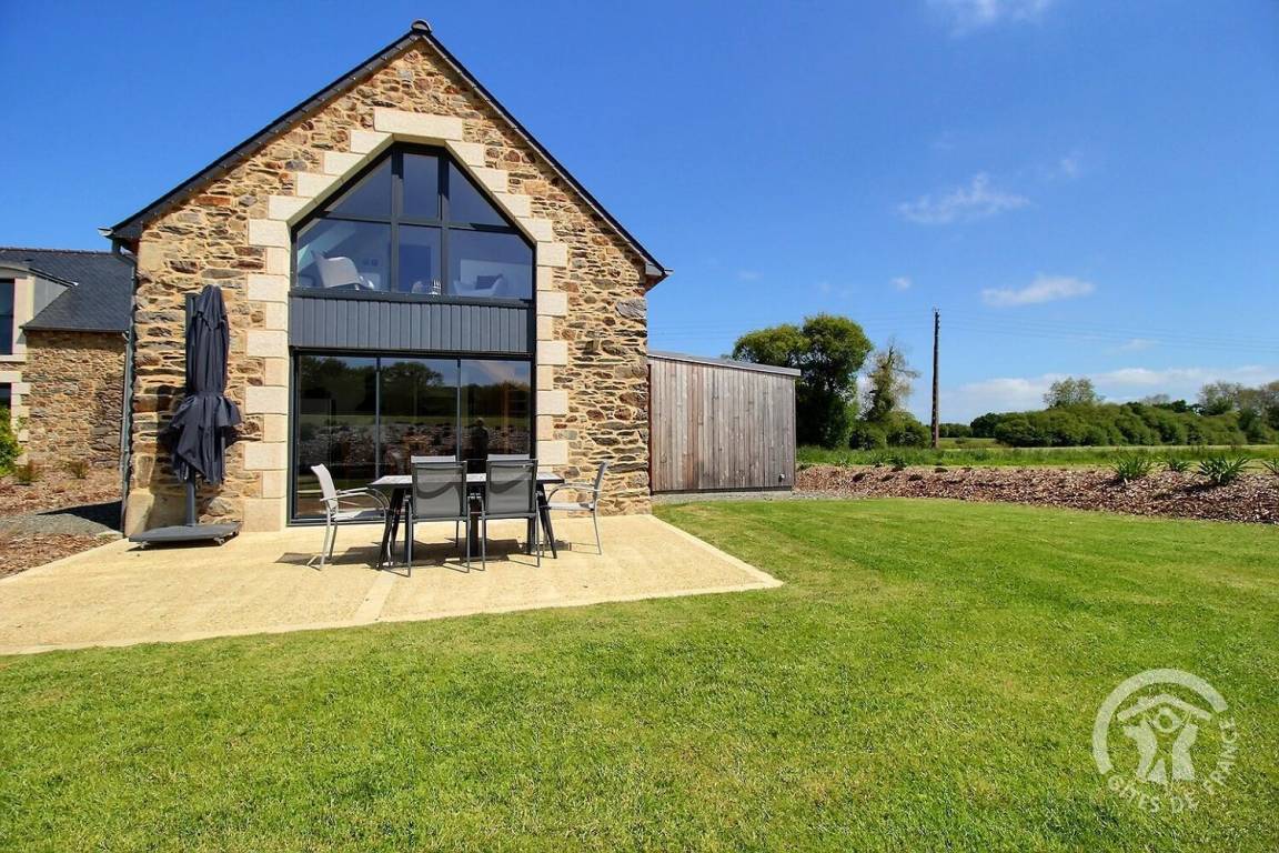 73 M² Gîte ∙ 2 Chambres ∙ 4 Personnes - Plougrescant